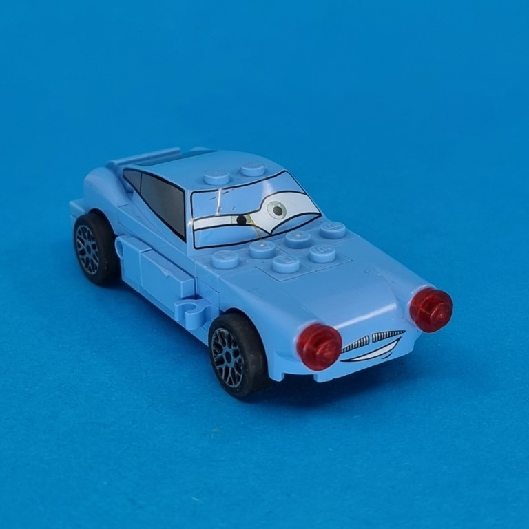 Lego Cars 2 Finn Mcmissile